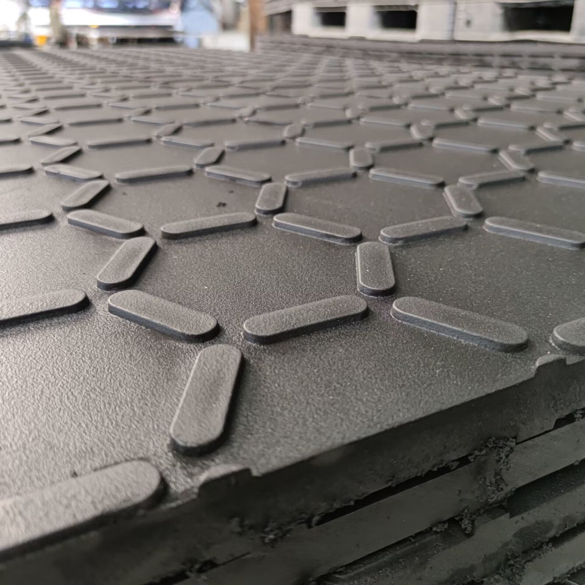 Construction Road Temporary Ground Protction Bog Mats - Buy bog mats ...